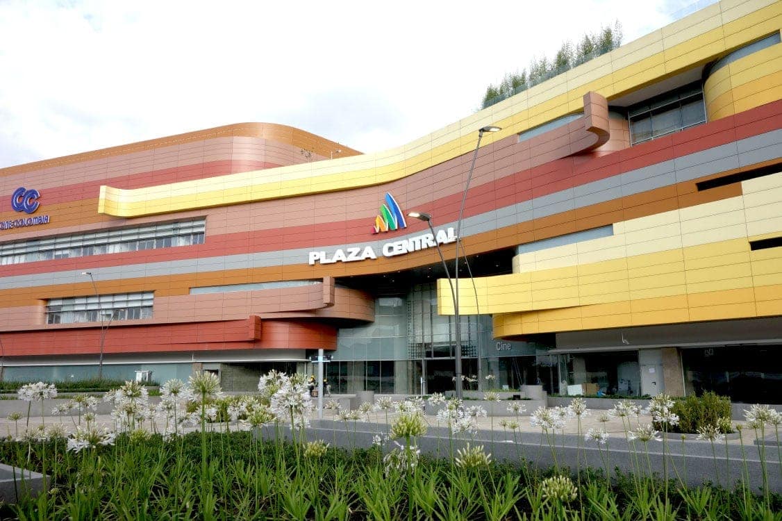 Plaza Central Centro Comercial Shopping Mall – Construcción de Fachadas ...